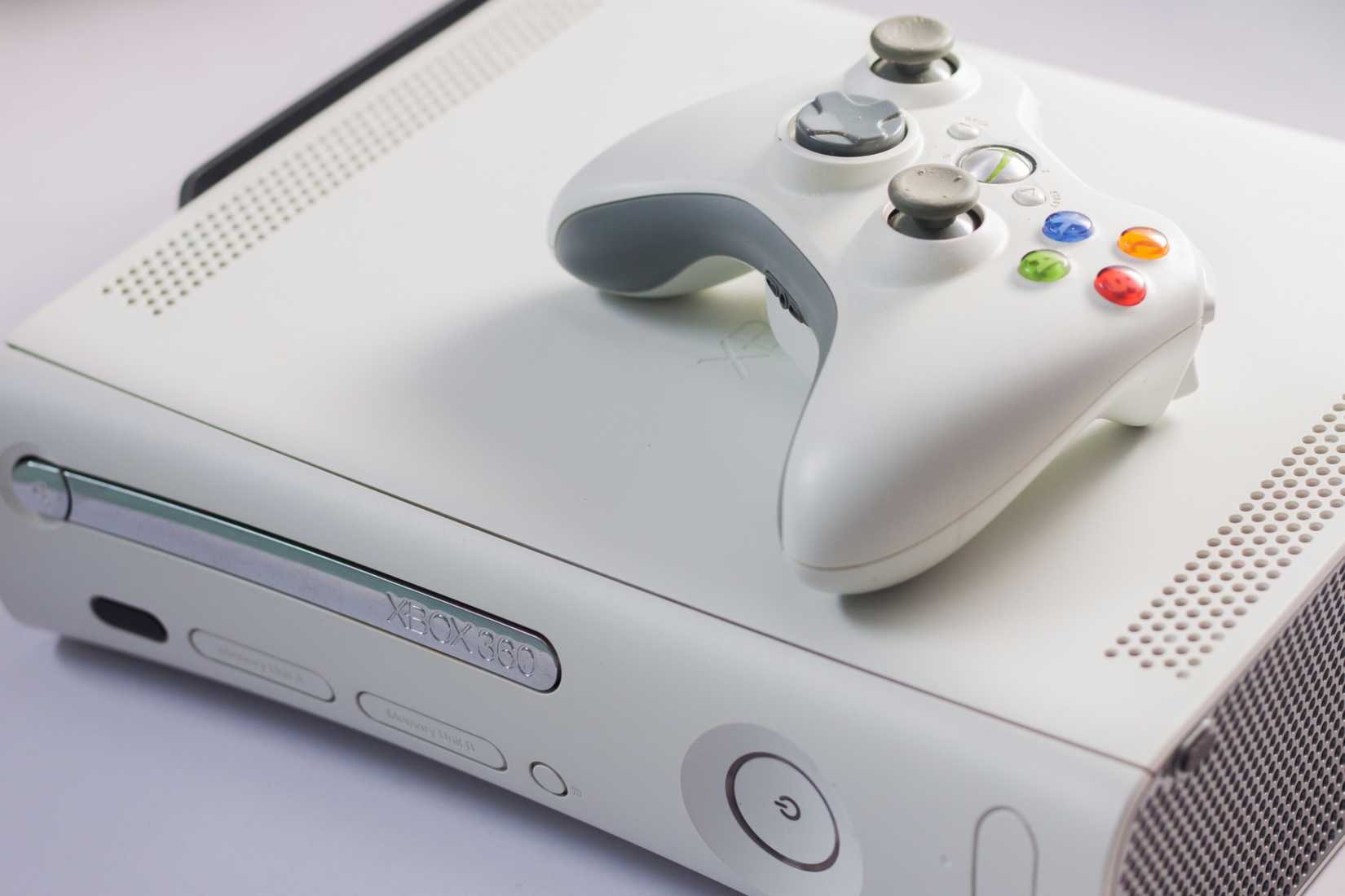 Every Generation of Xbox Ranked from Worst to Best