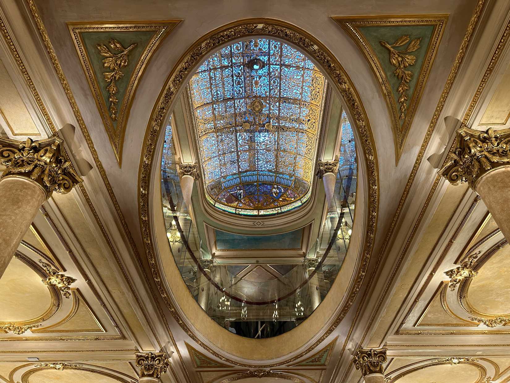 How to Compose Your Smartphone Photos Like a Pro