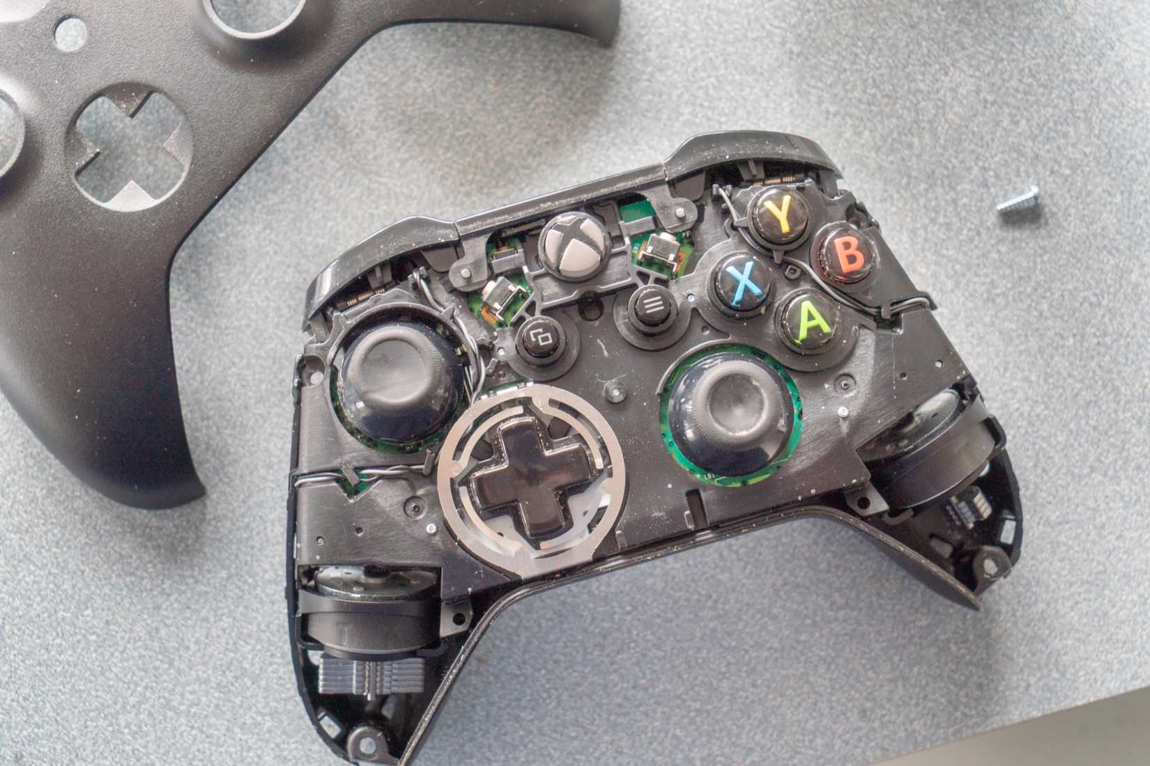 Only Playing Games With a Controller? You're Missing Out