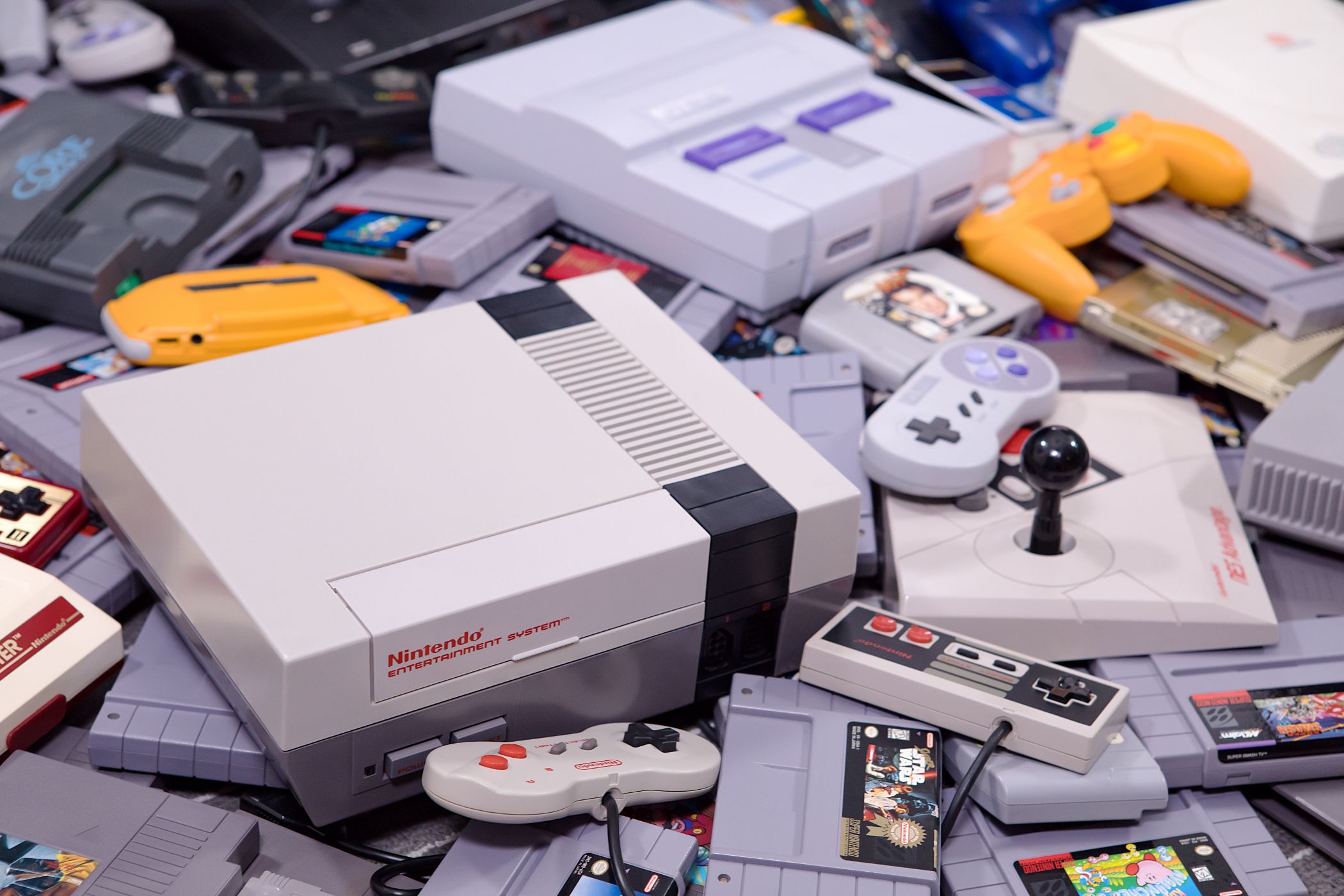 The Best Retro Handheld for Every Nintendo Retro Console