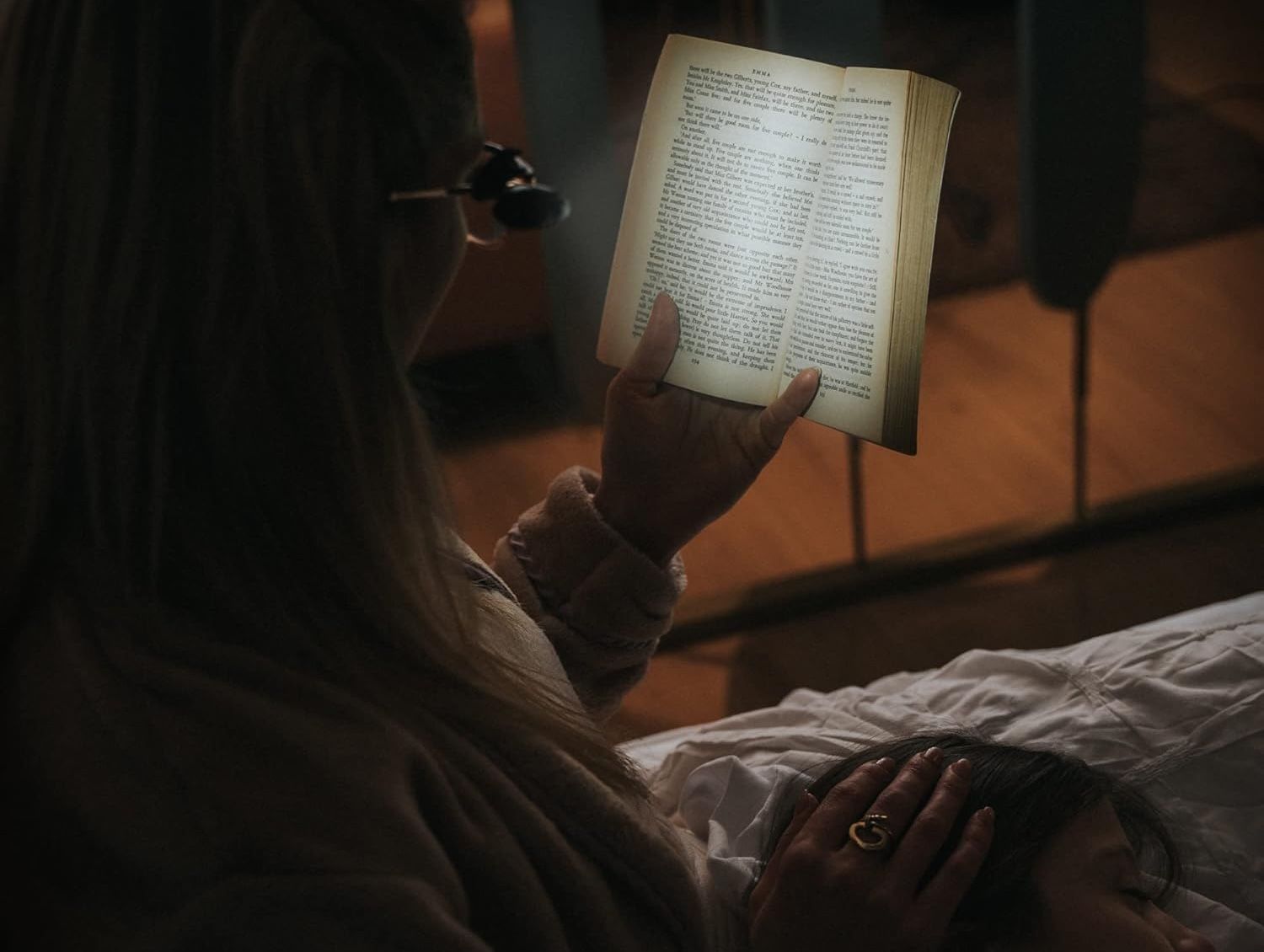 The Right Reading Lights Can Make All the Difference