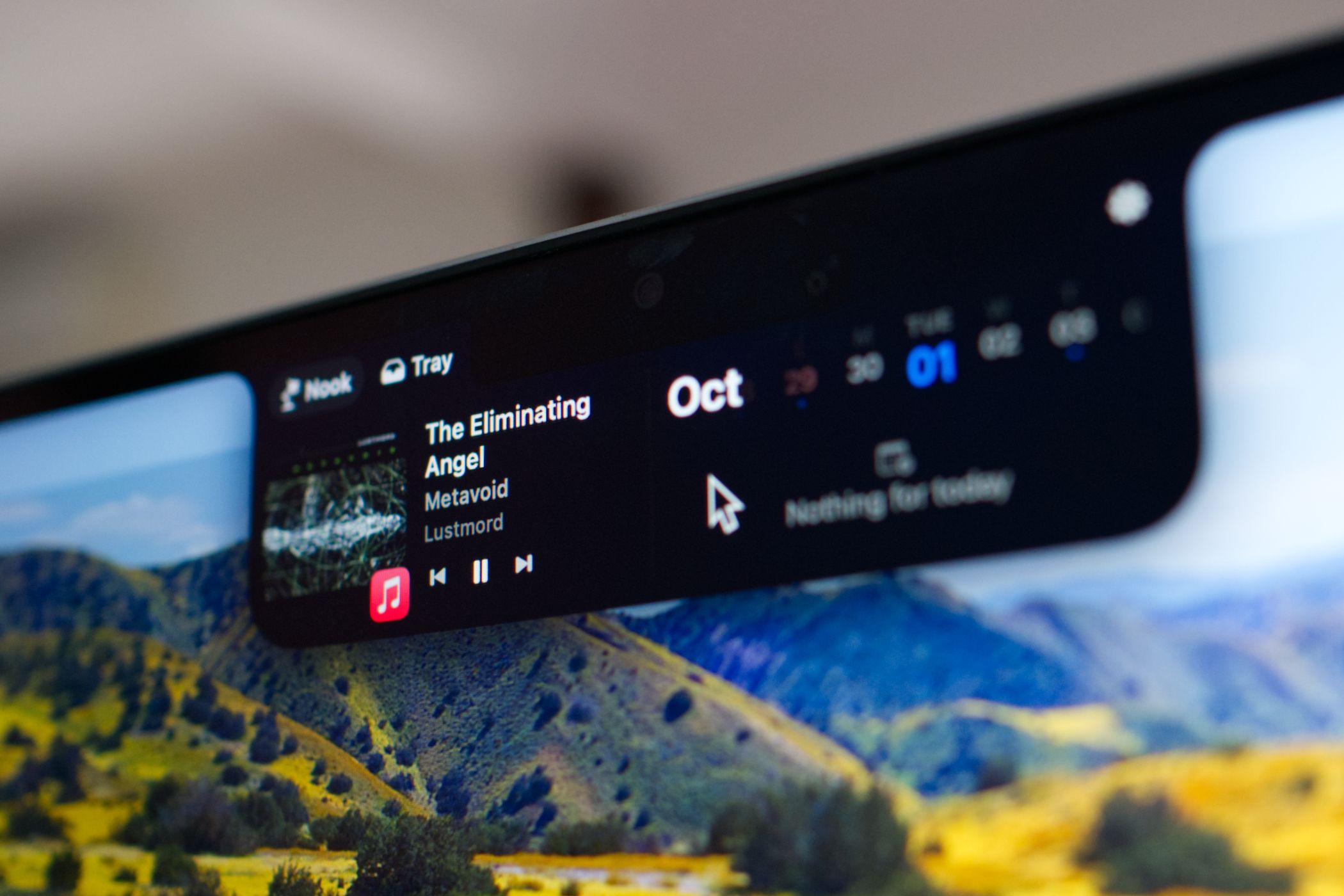 These Apps Turn Your MacBook Notch Into a Dynamic Island