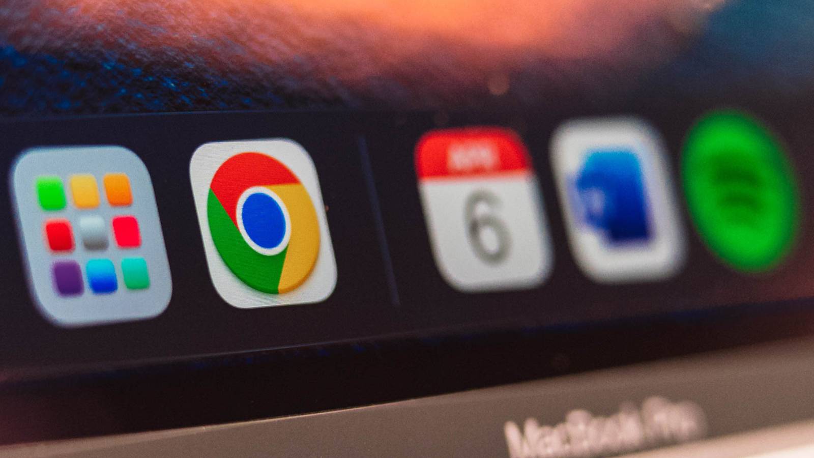 How to Customize App Icons on macOS