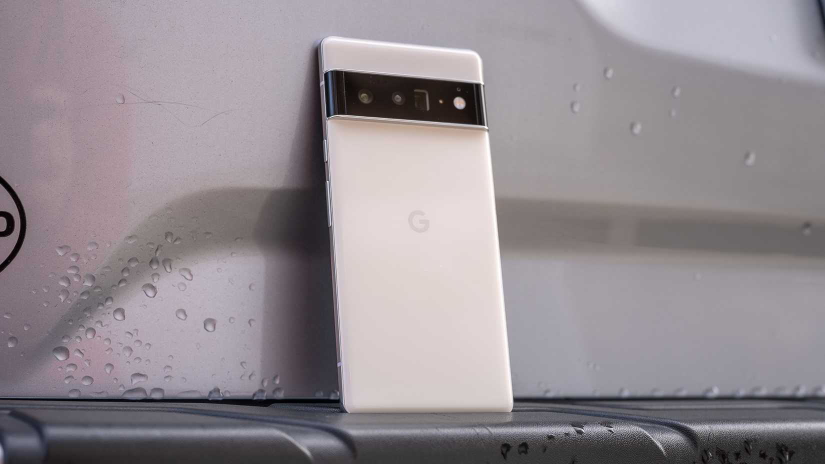 Why I’m Sticking With My Pixel 6 (Even After the Pixel 9 Release)