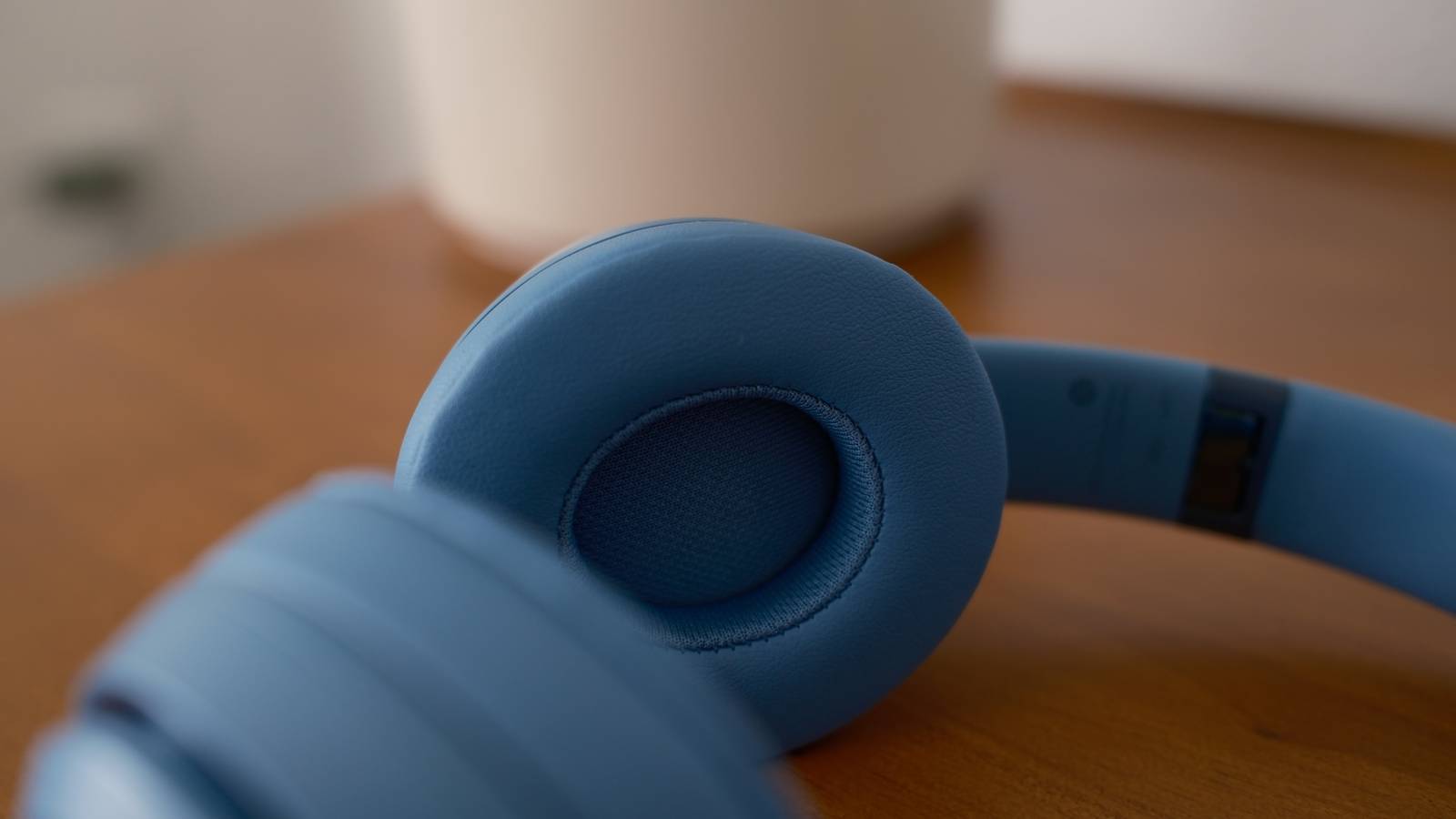 The Best Noise-Cancelling Headphones of 2025