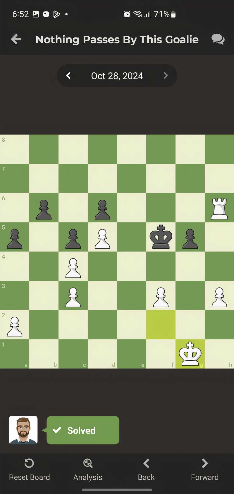 I Was Terrible at Chess Until I Tried These 5 Tools