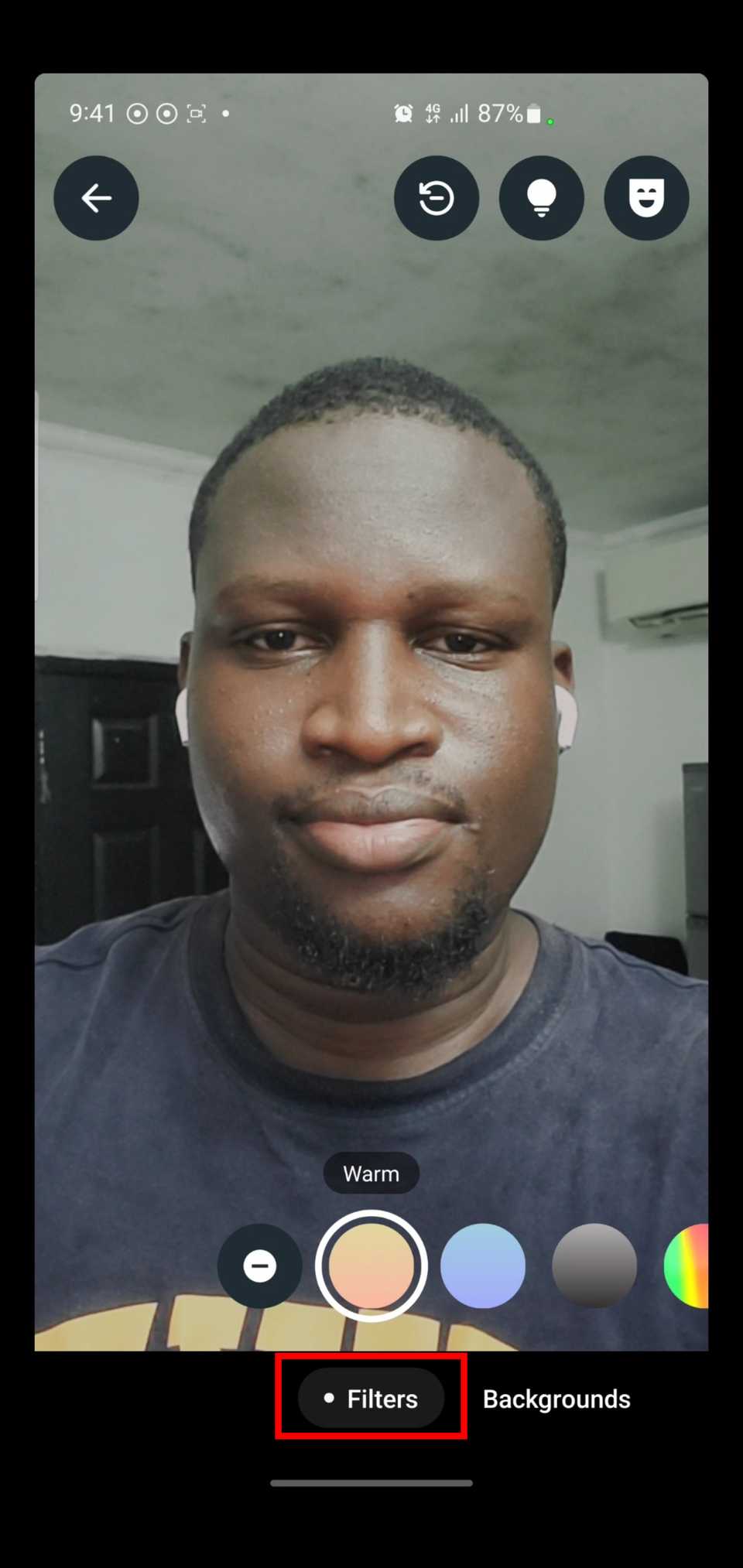 How to Make WhatsApp Video Calls More Fun With Backgrounds and Filters