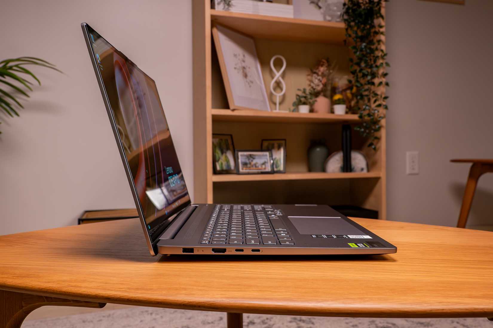Lenovo IdeaPad Pro 5i 16" Review: A Work and Play Powerhouse