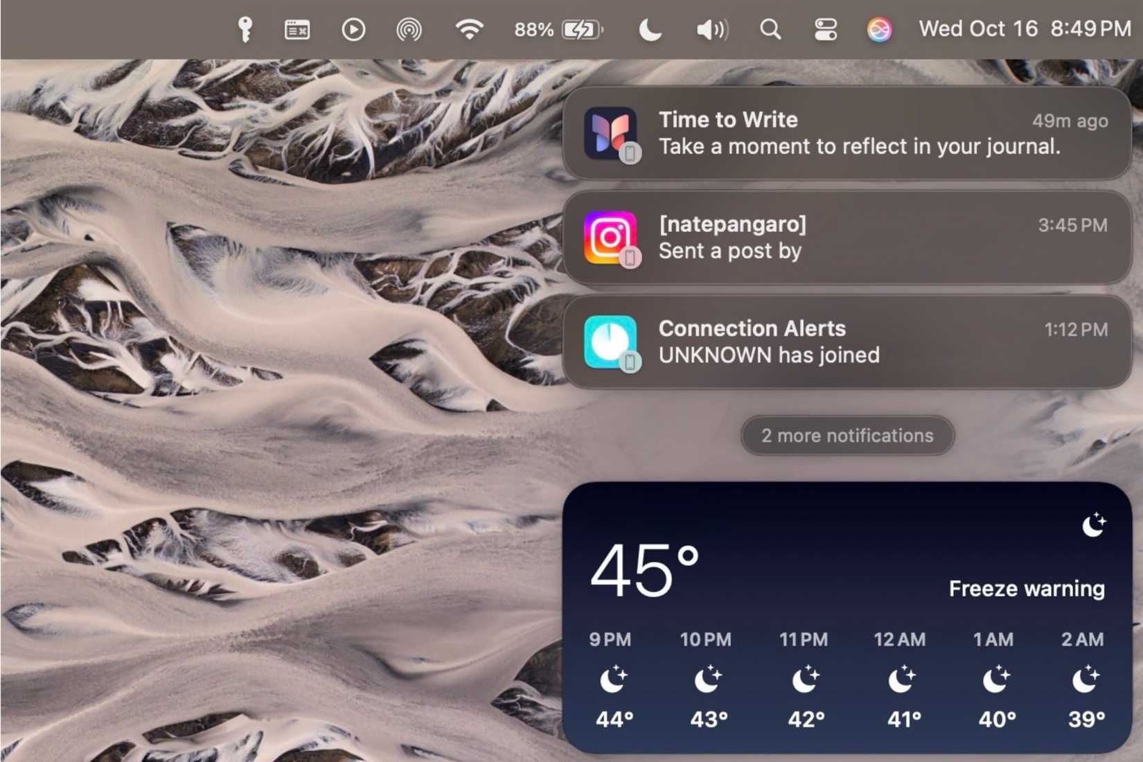 iPhone Notifications Now Show Up on Your Mac, Here’s How to Manage Them