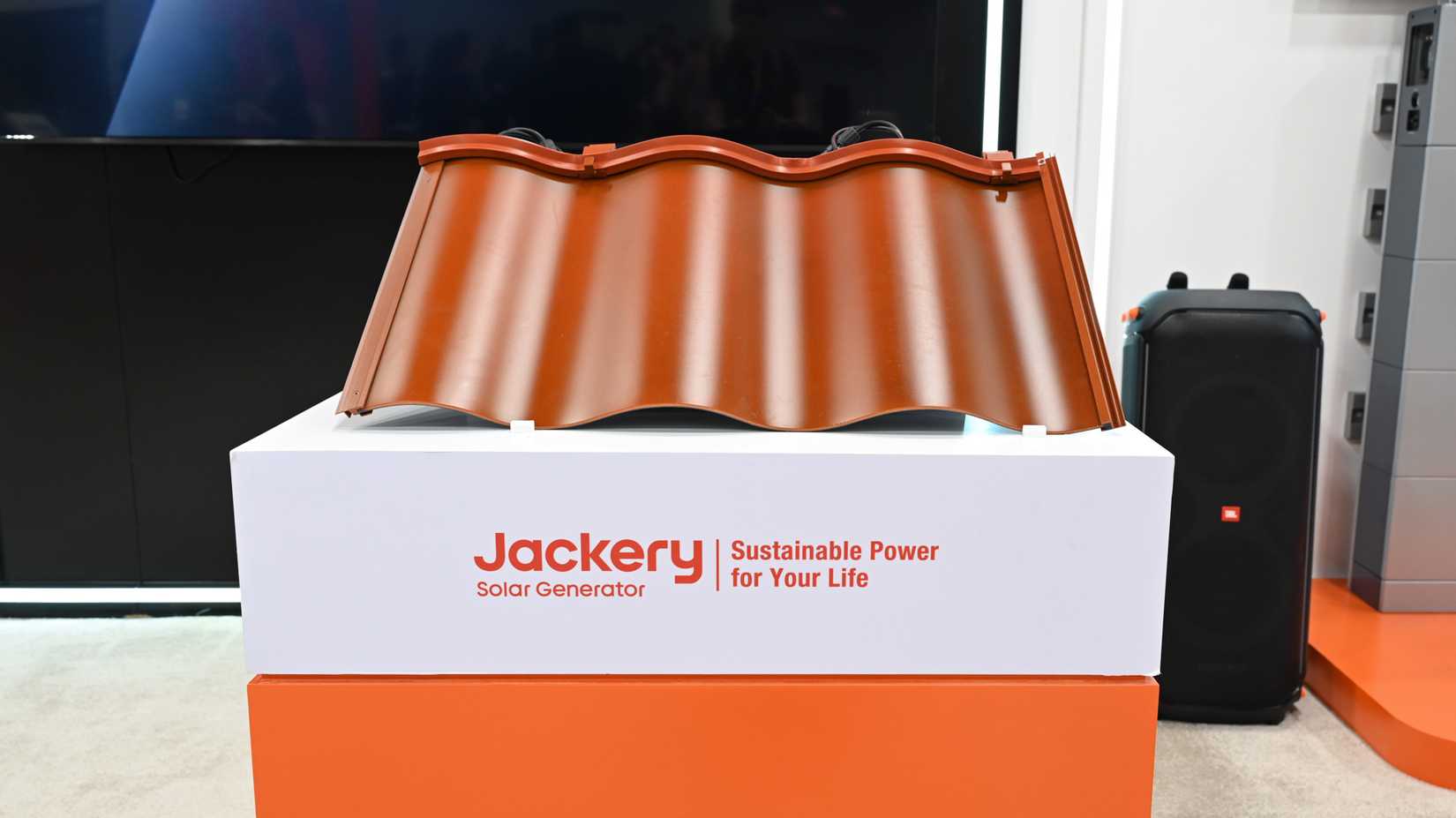Jackery’s New Curved Solar Roof Tiles Are What I’ve Been Waiting For