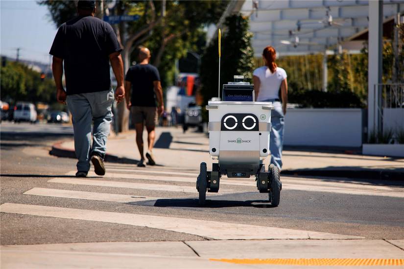 What Are Sidewalk Robots and How Do They Deliver Your Food?