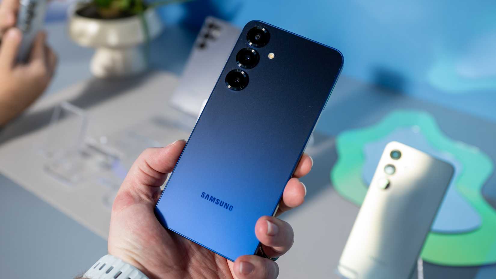 Samsung Galaxy S25+ vs. Galaxy S24+: Worth the Upgrade?