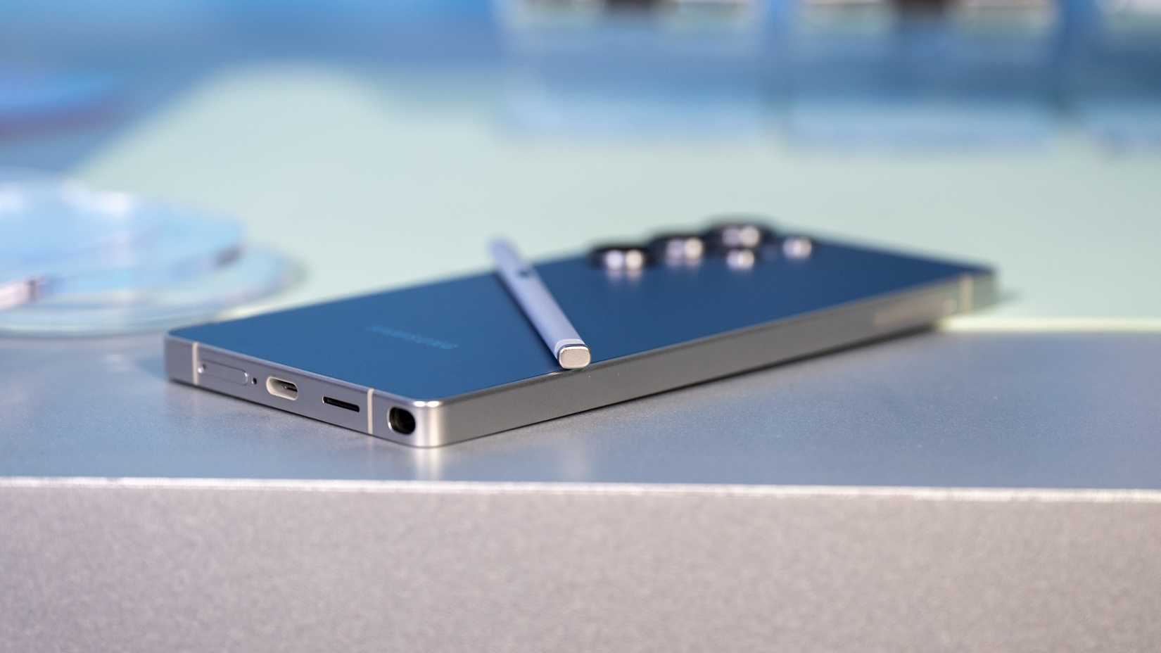 Galaxy S25 Ultra vs. Galaxy S24 Ultra: A Generational Leap or ...