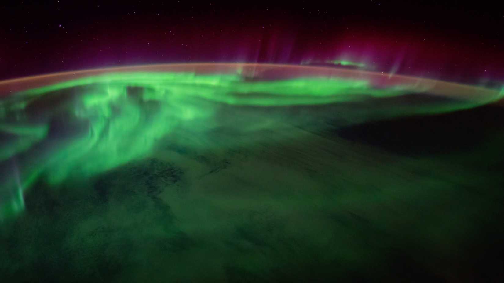 The 6 Best Tips for Seeing the Northern Lights