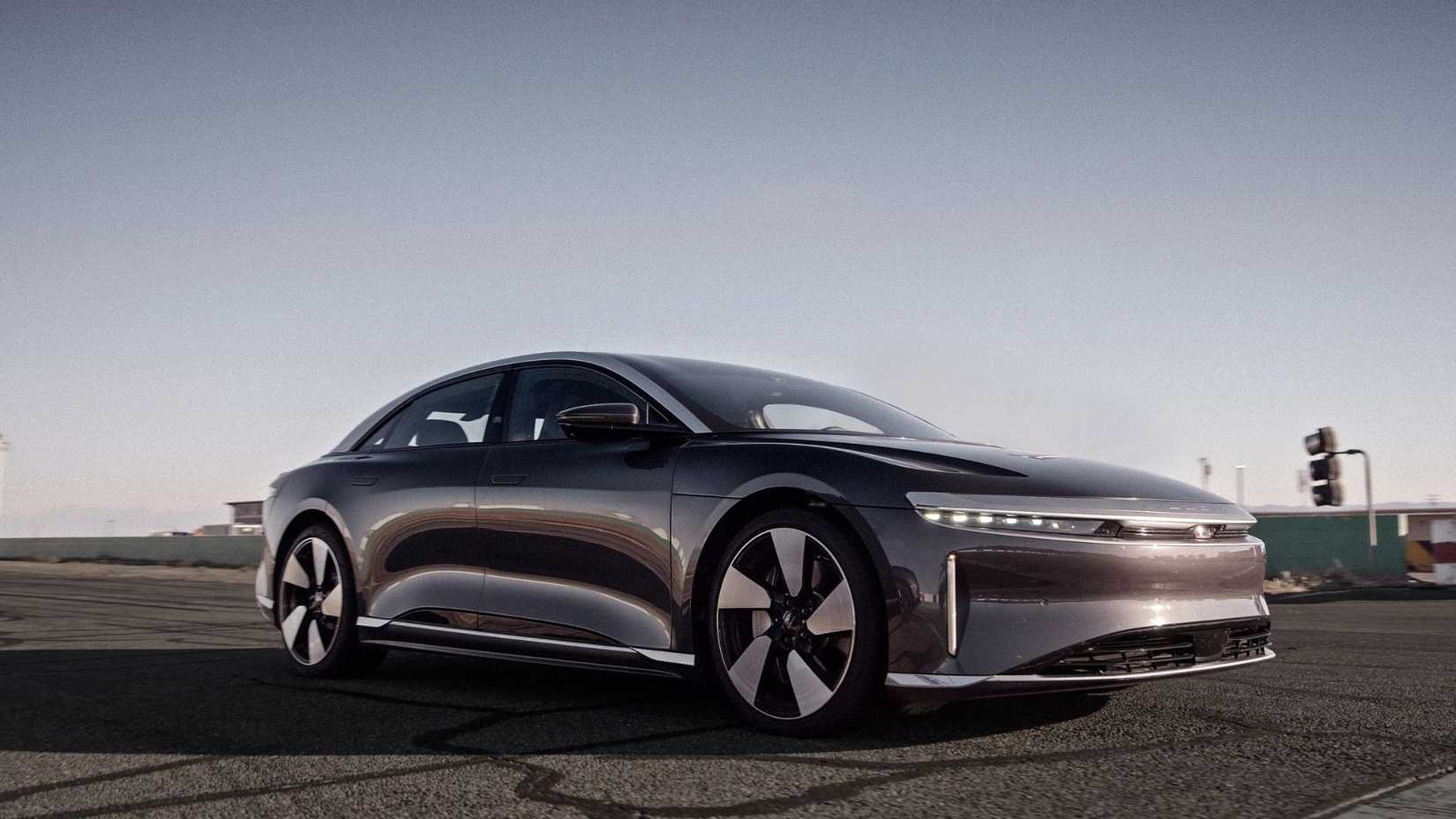 10 Companies Leading the Charge in Autonomous and Electric Vehicles