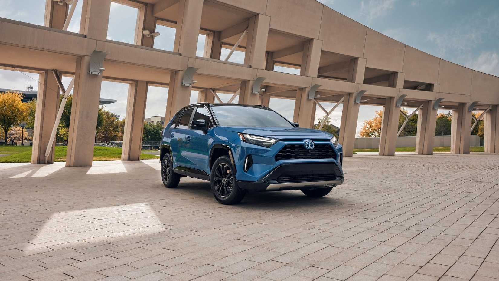 Here's How Much It Costs to Replace a Toyota RAV4 Hybrid Battery
