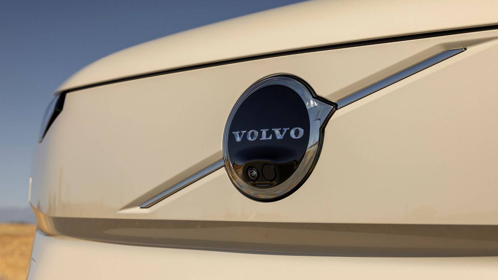 Volvo is Using Virtual Reality to Save Lives on the Road