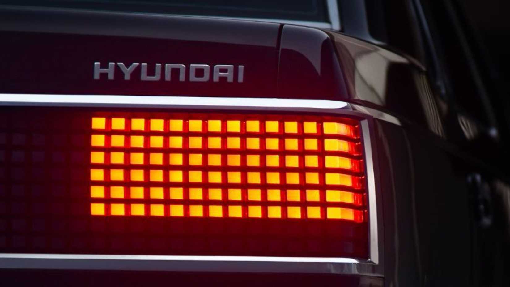 This Hyundai Electric Car Concept Is a Time Warp on Wheels
