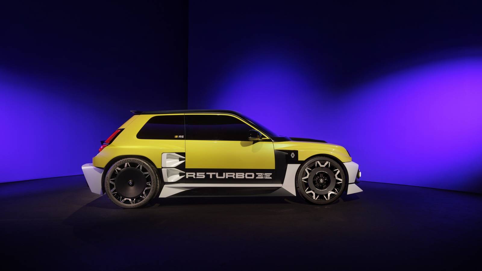 The Rally-Inspired Renault Hot Hatch America Will Miss Out On