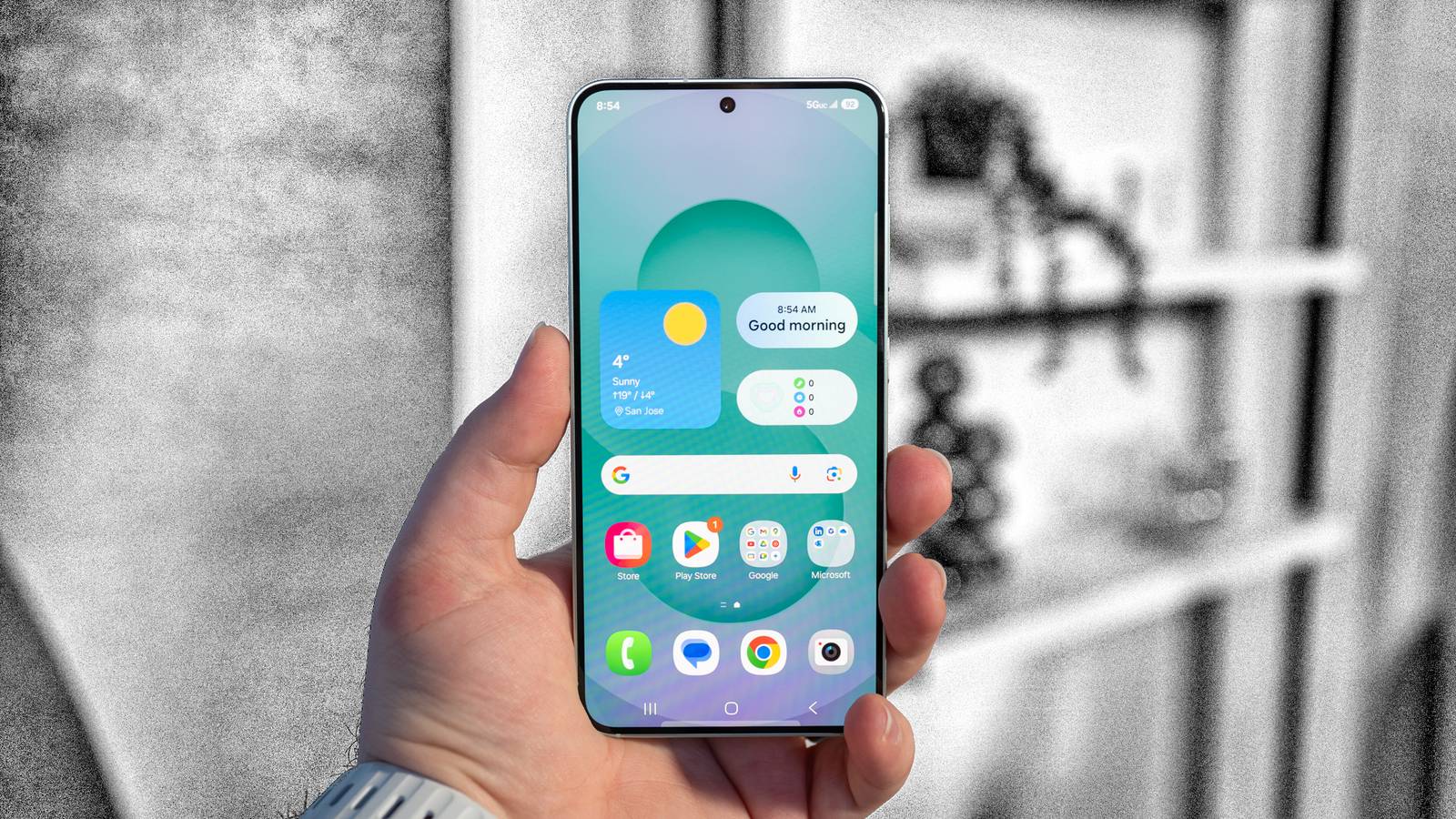 Why I Refuse to Buy a "Normal" Phone