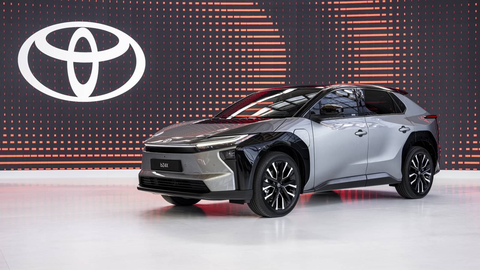 Toyota’s Future Tech: AI, Hydrogen Fuel Cells & Next-Gen Mobility ...