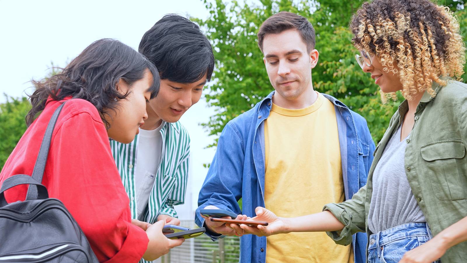 Apple Translate vs. Google Translate: Which Is Better?