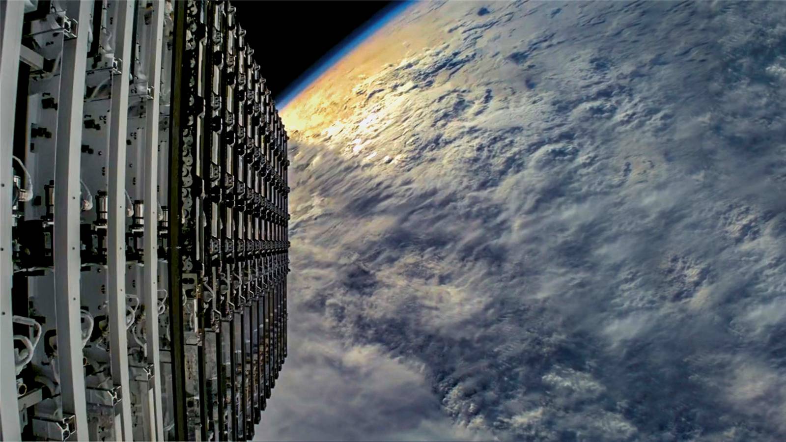 What Is Starlink and How Do the Satellites Work?