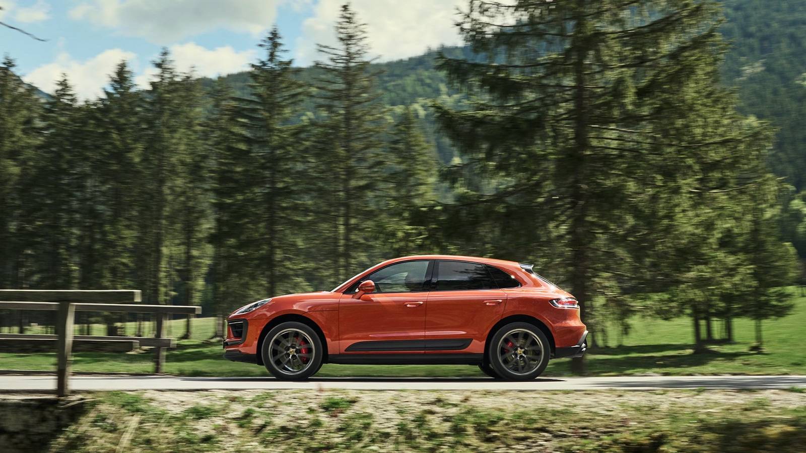 The Luxury Crossover That’s as Fun to Drive as a Sports Car