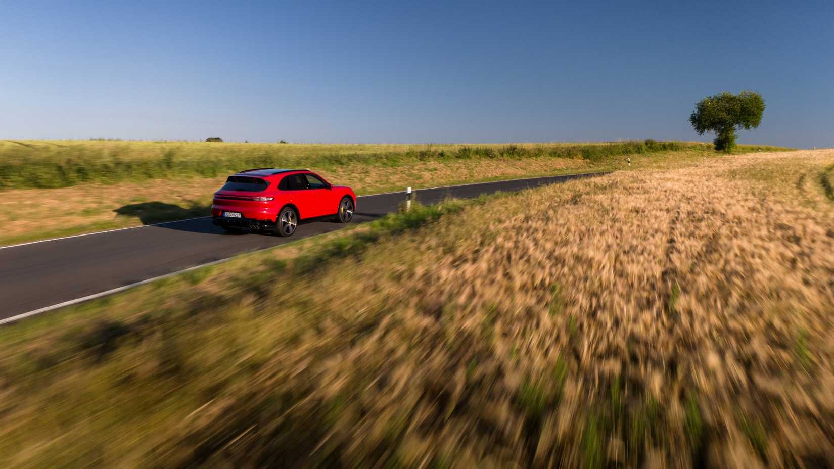 This Mid-Size SUV Combines Luxury and Thrilling Performance