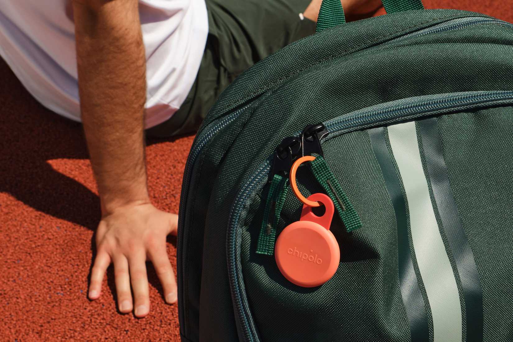 Chipolo’s New Wallet Trackers Avoid a Common Problem