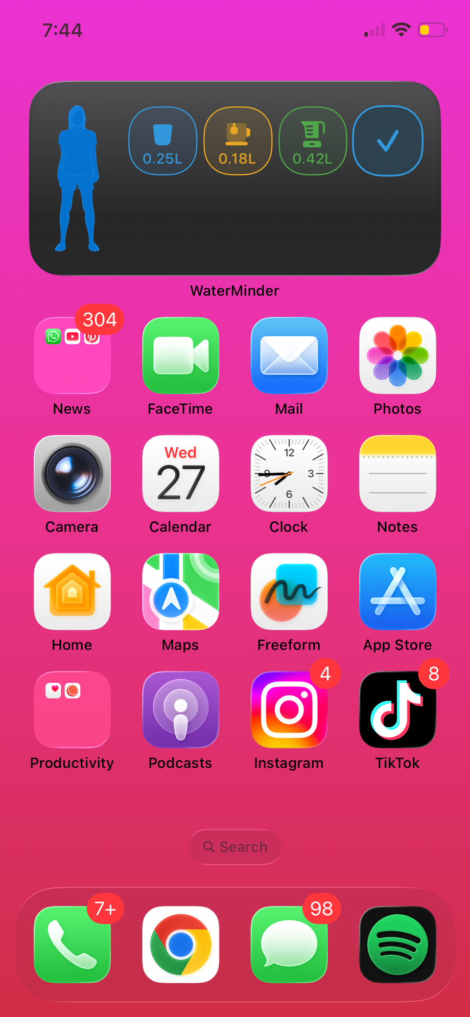 10 Interactive iPhone Widgets That Let You Use Apps From the Home Screen