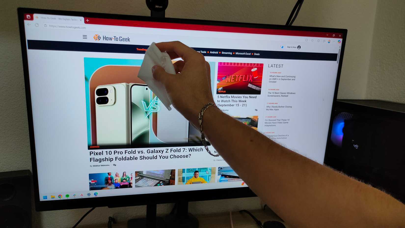 PSA: Don’t Use Alcohol Wipes on Your Monitor or Laptop