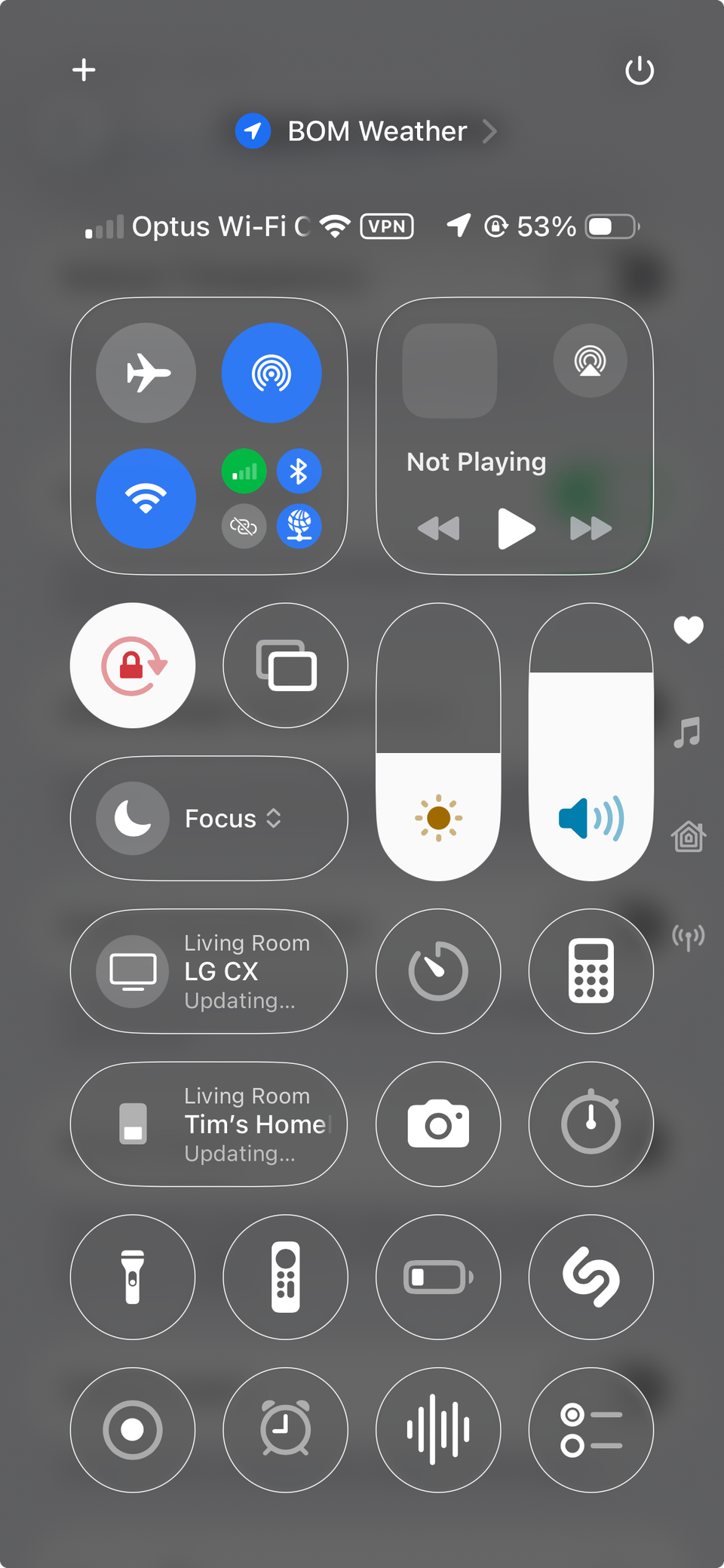 Here's How I Made iOS 26 Look More Like iOS 18