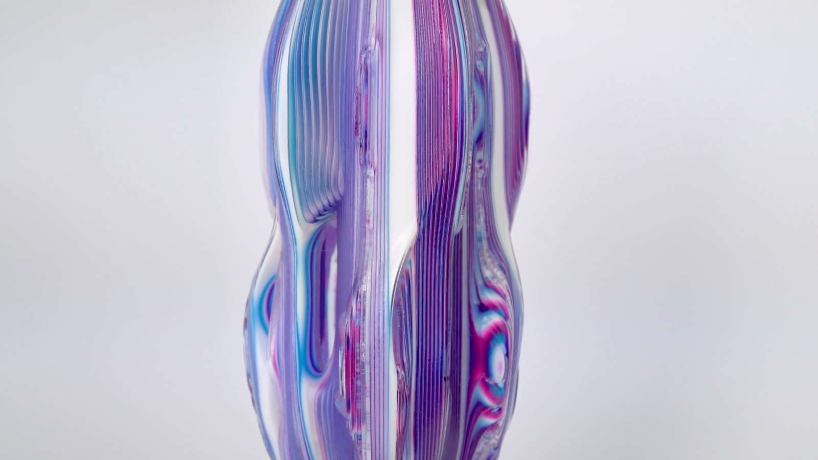 Full-Color Resin 3D Printing Is Practically Sci-Fi