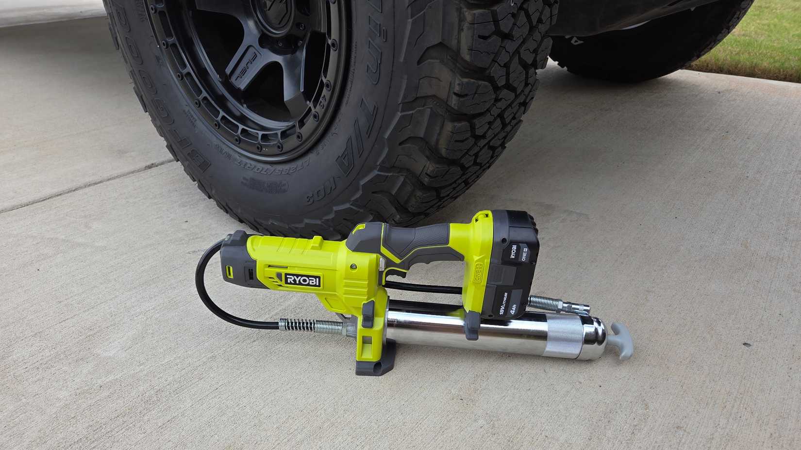 5 Must-Have Ryobi tools for DIY car repairs