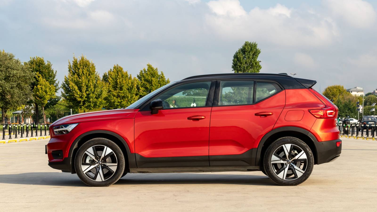 Please stop calling your Crossover an SUV—there is a difference