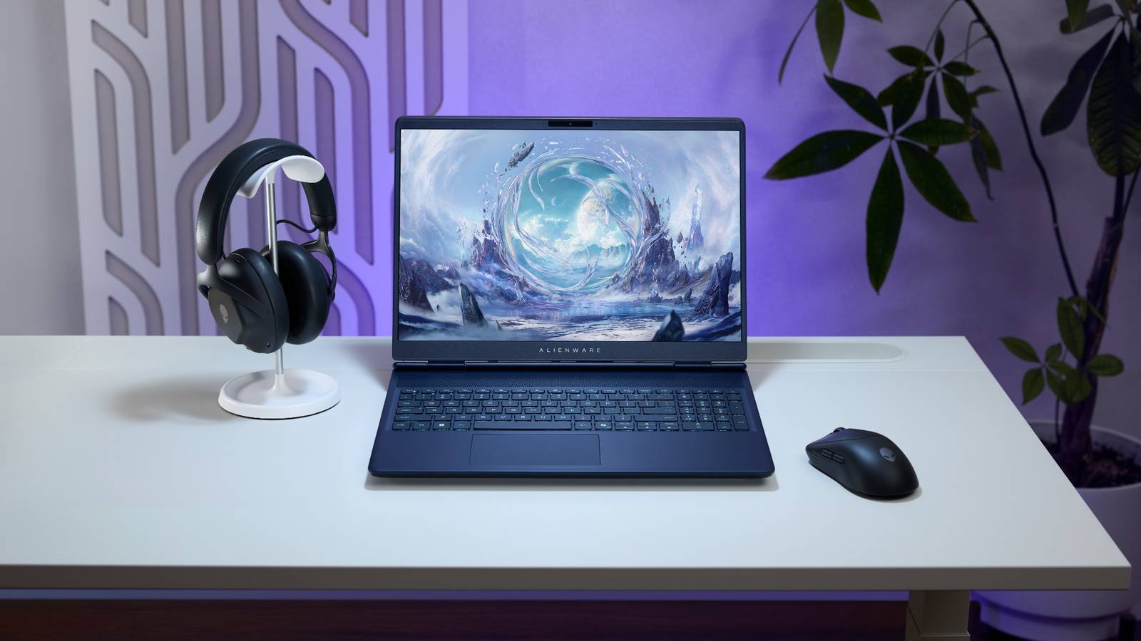 Alienware OLED Laptop vs MacBook Pro: Gaming & Creator Showdown - World ...