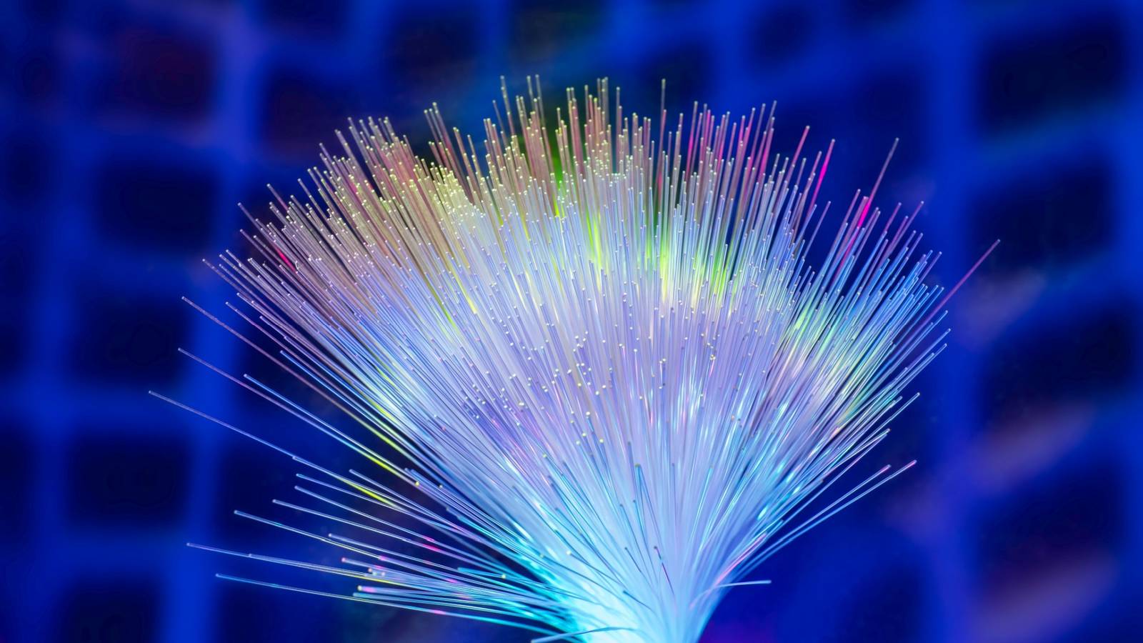 5 reasons you should use fiber optic HDMI