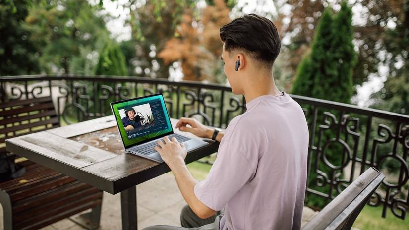 Is the new Dell XPS an AI laptop?