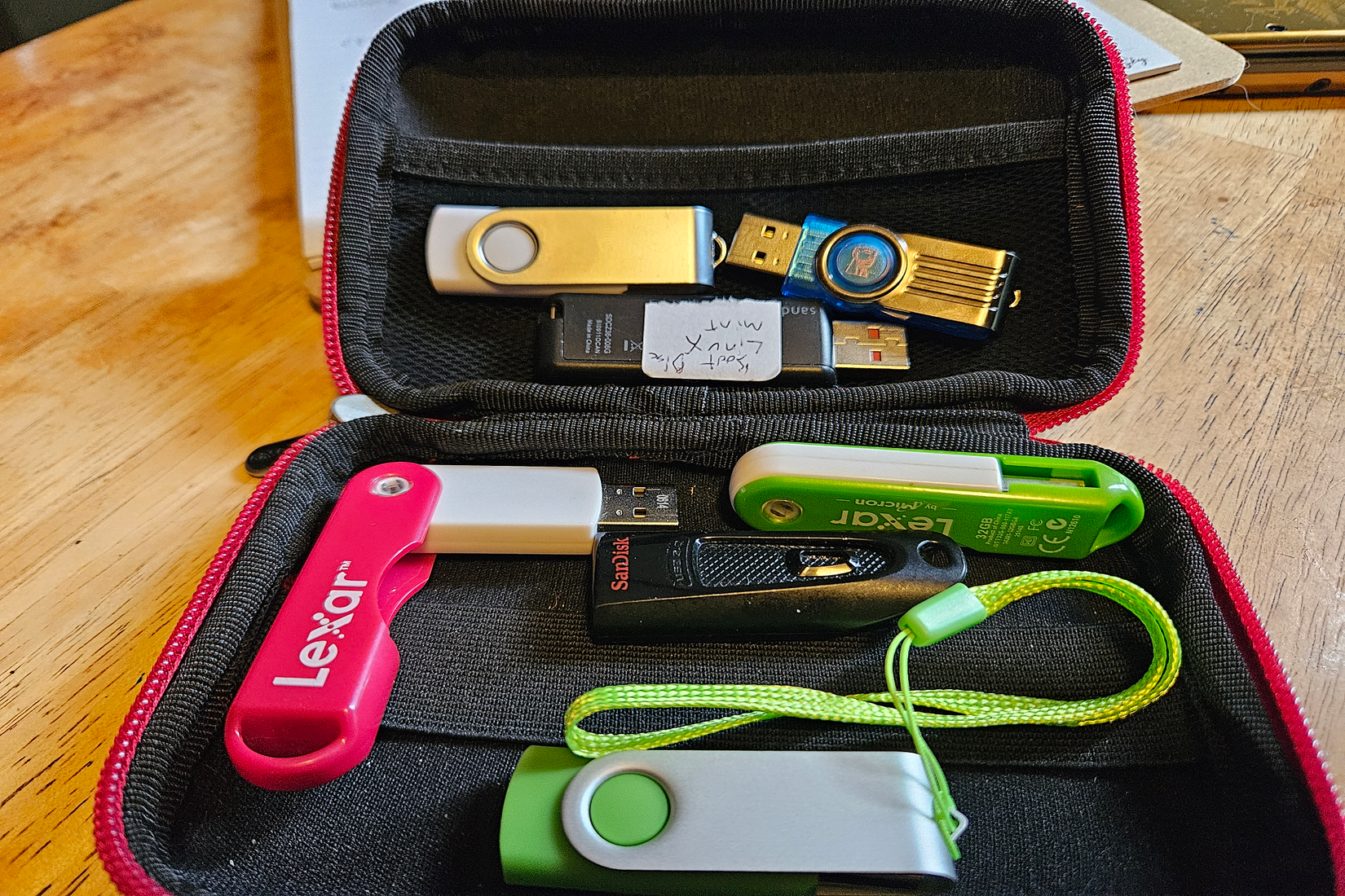 Maximize Efficiency with 4 Portable Apps on a Compact USB Drive