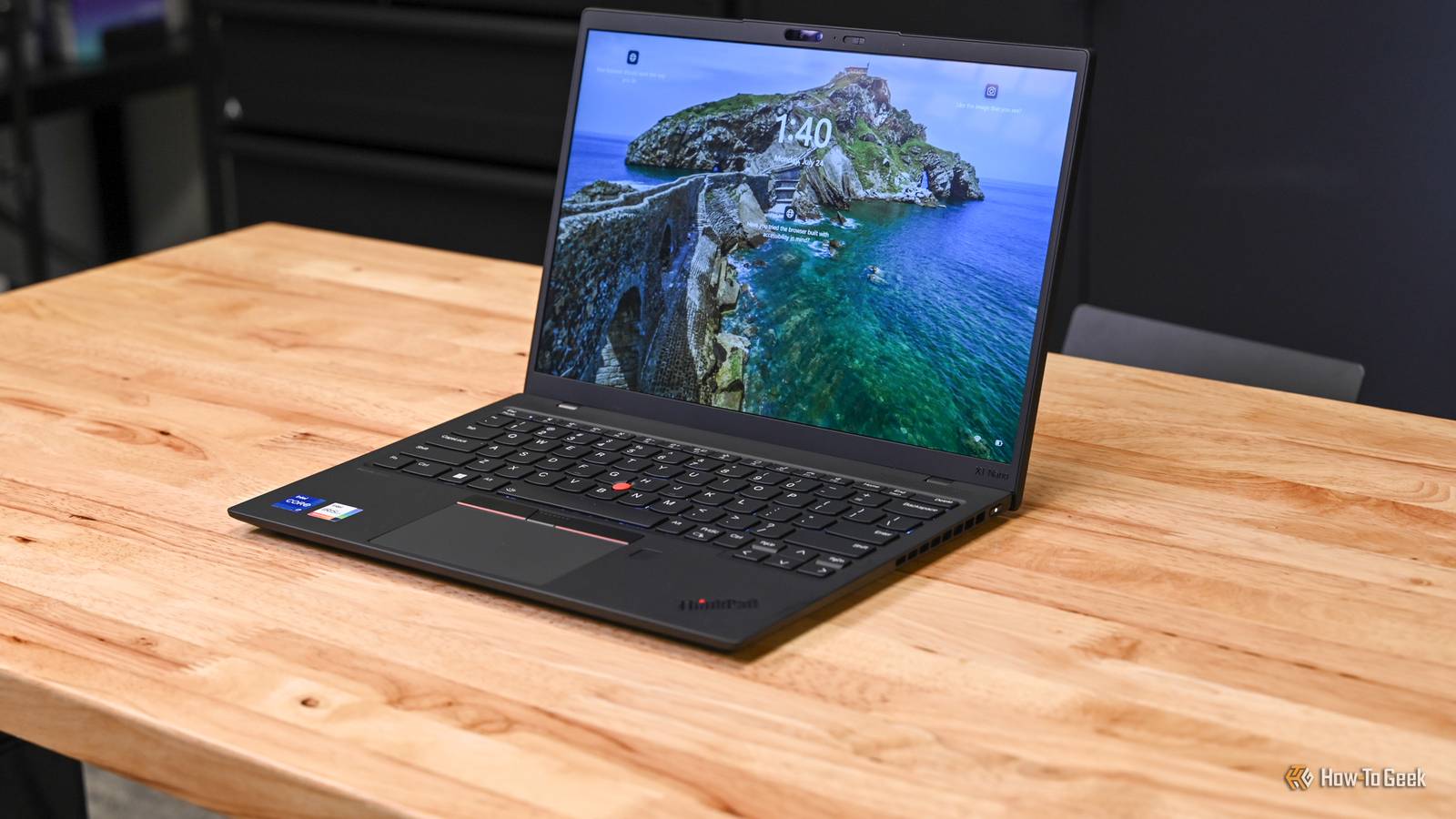 What's the Difference Between Business and Consumer Laptops (And Which ...