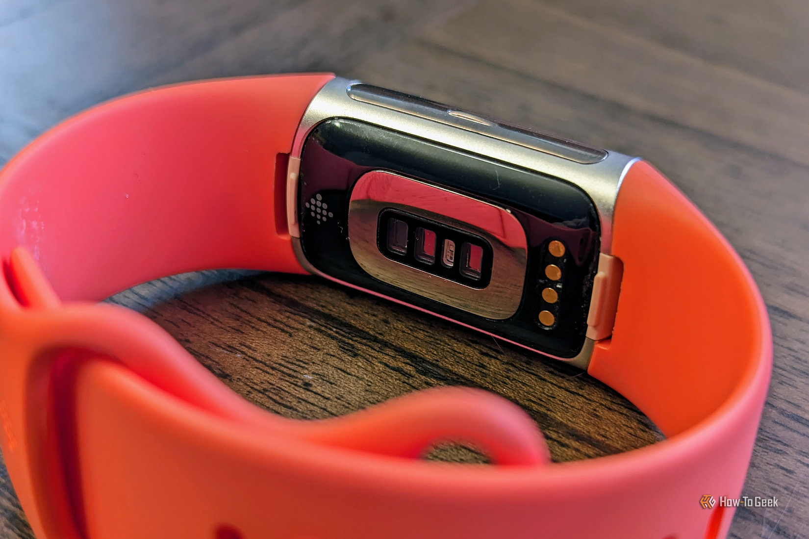 Galaxy Watch vs. Fitbit: Which Is a Better Fitness Tracker?