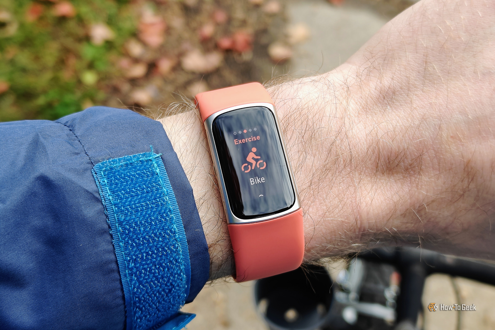 Galaxy Watch vs. Fitbit: Which Is a Better Fitness Tracker?