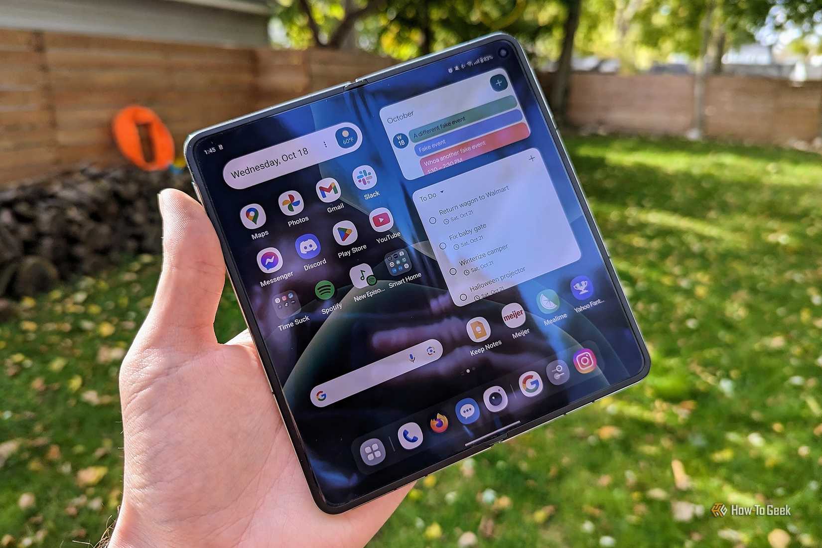 6 Foldable Phone Misconceptions Busted