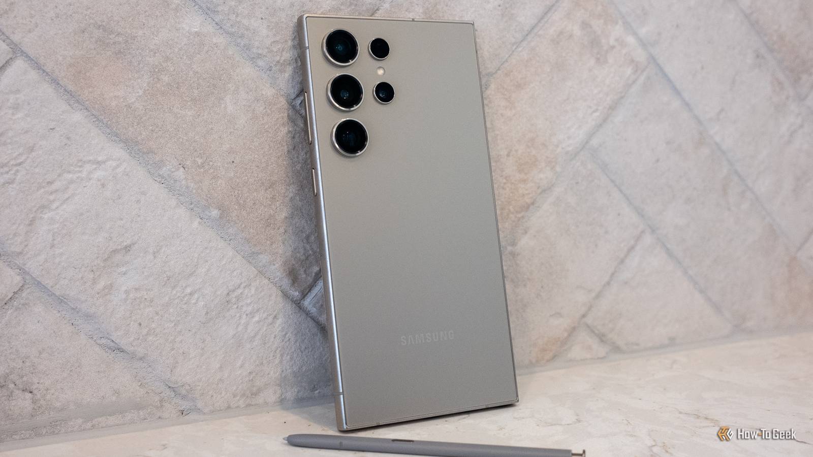 Samsung Galaxy S24 Ultra Review: AI at the Forefront