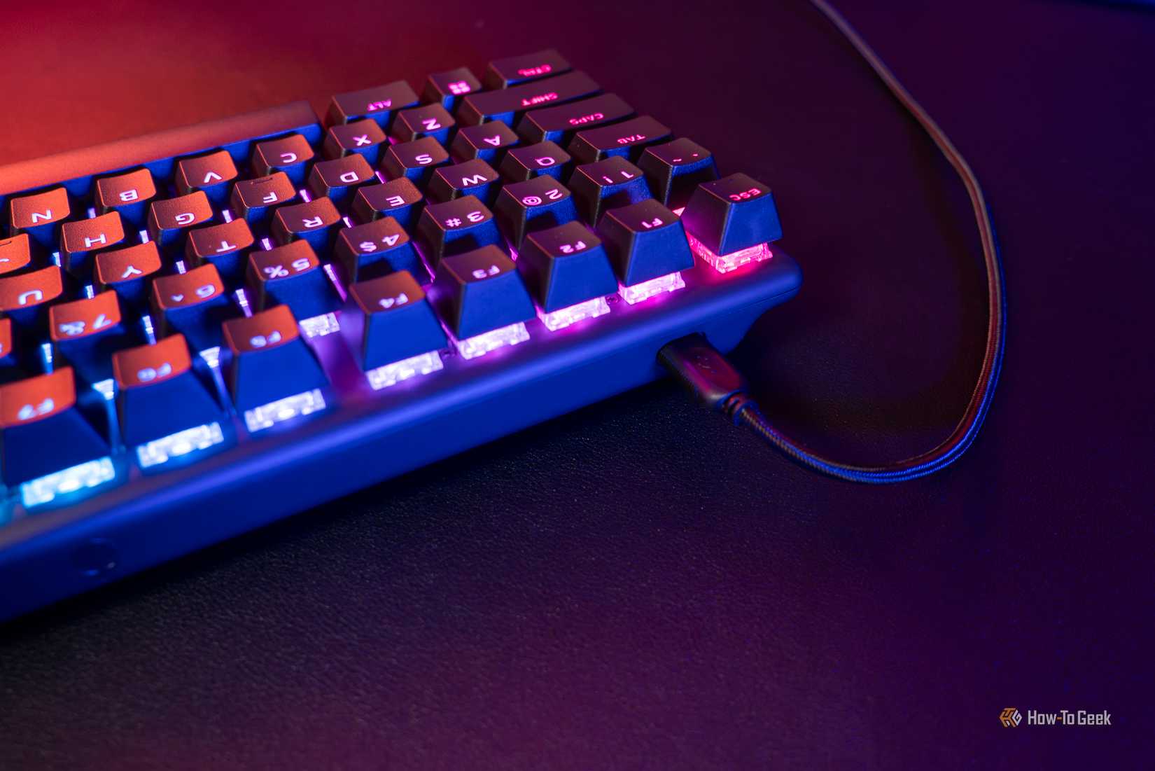 Alienware Pro Wireless Keyboard Review: A Premium, but Potentially ...