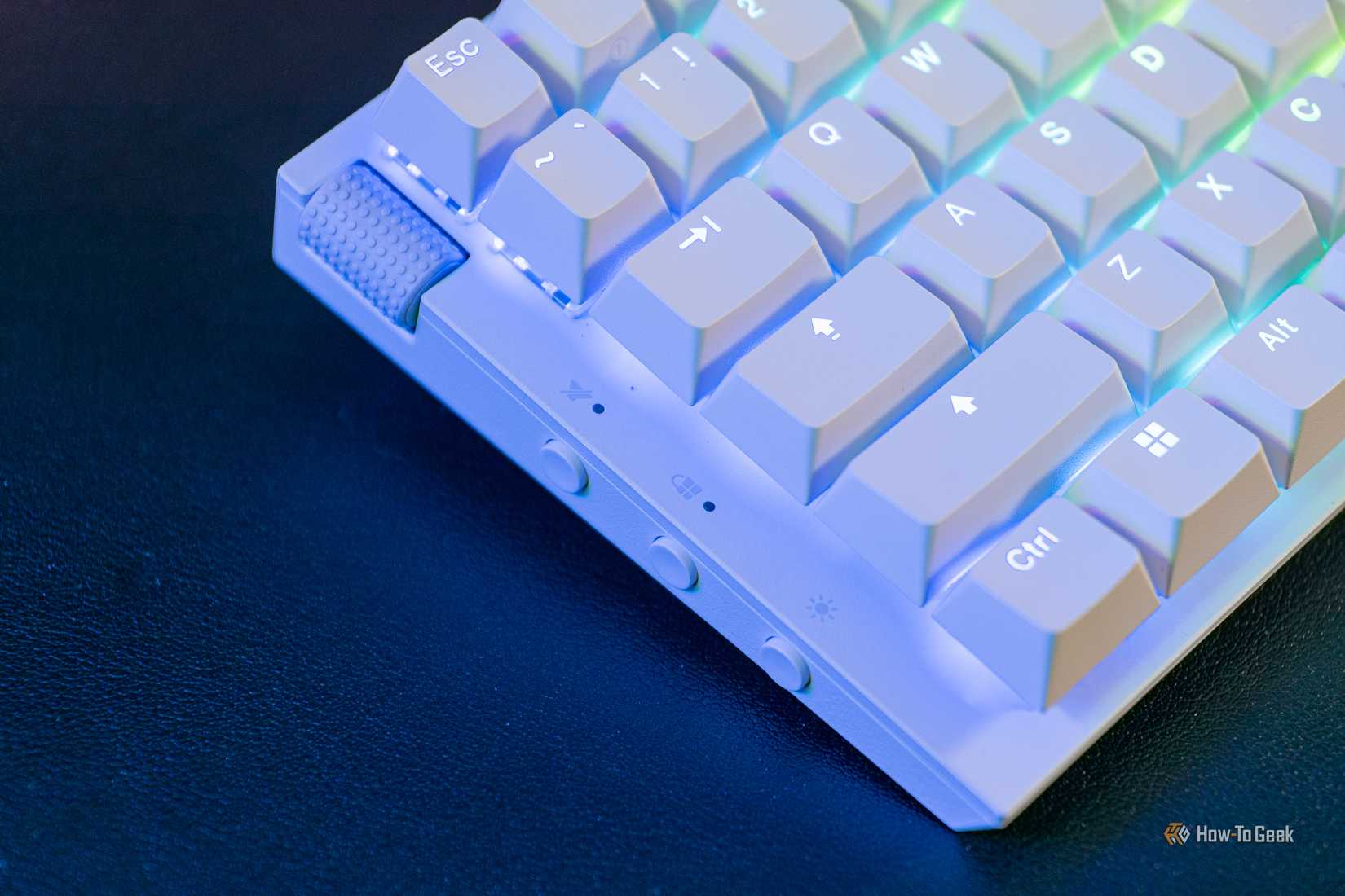 NZXT Function 2 MiniTKL Review: Almost My Perfect Gaming Keyboard