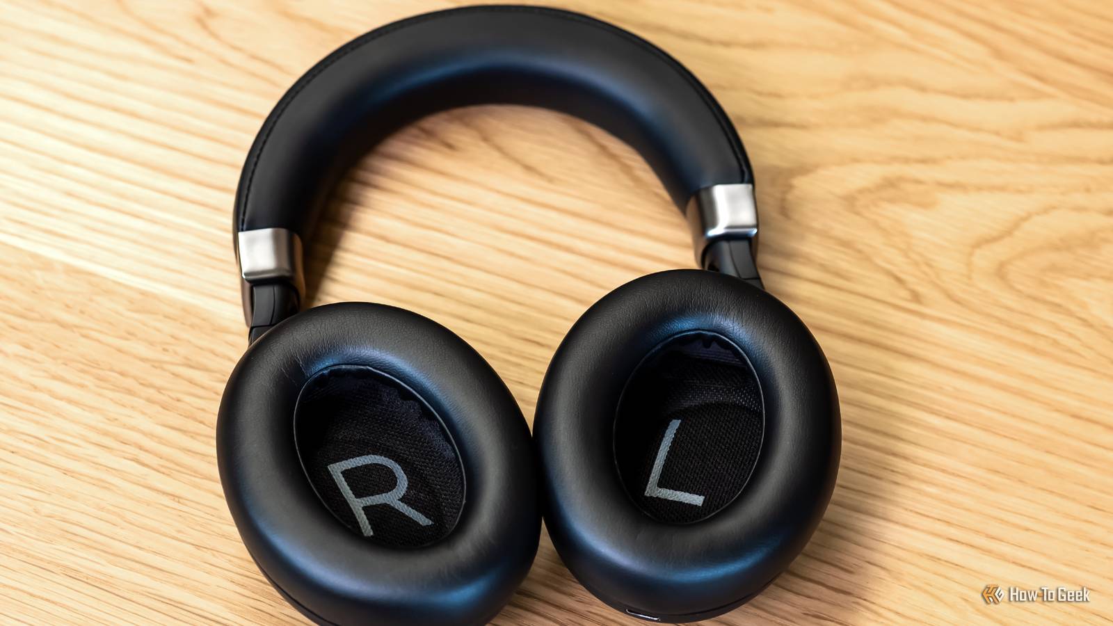 Replace Those Worn-Out Headphone Ear Pads