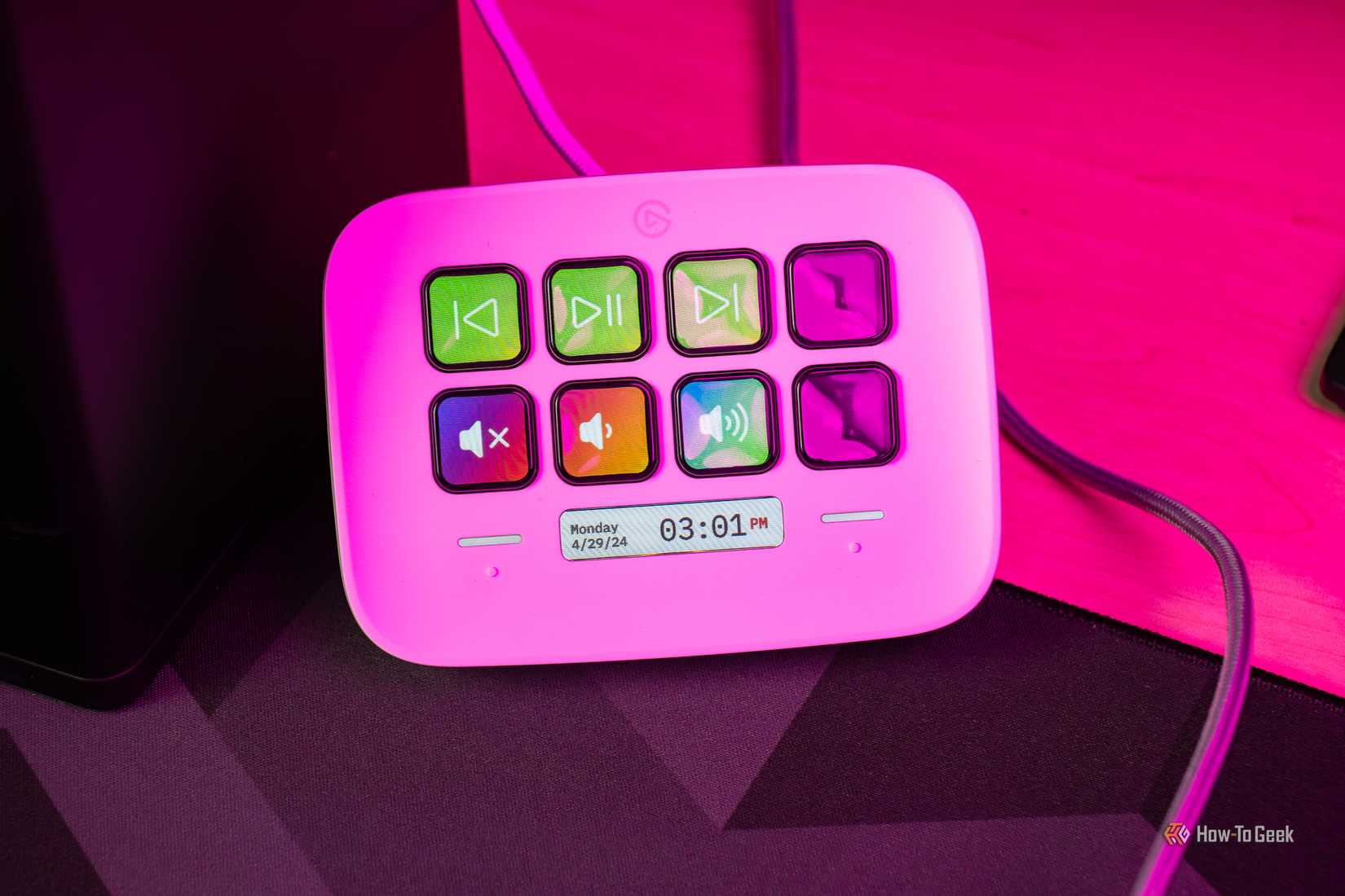 Elgato Stream Deck Neo Review: Shortcut Buttons For Everyone
