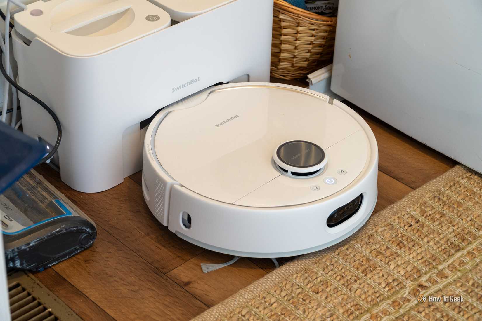 Switchbot S10 Review: This Robot Vacuum Empties and Refills Its Own Water